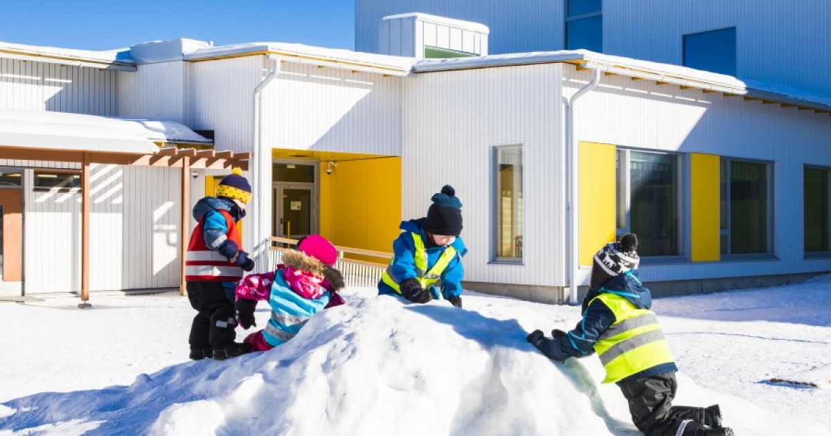 Tampereen yliopisto alkaa kouluttaa Tampereen kaupungin lastenhoitajia ...